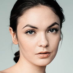 Список и рейтинг фильмов актера Emma Nova на CUB