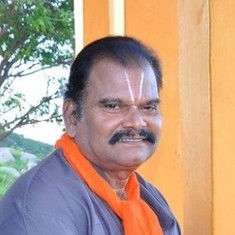 Список и рейтинг фильмов актера Bayilvan Ranganathan на CUB