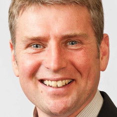 Список и рейтинг фильмов актера Jeremy Ball на CUB