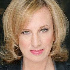 Список и рейтинг фильмов актера Michelle Hutchison на CUB