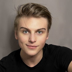 Список и рейтинг фильмов актера Connor DeWolfe на CUB