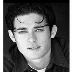 Список и рейтинг фильмов актера Christopher Pettiet на CUB