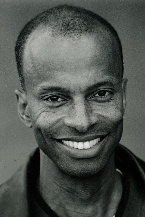 Список и рейтинг фильмов актера Denis Simpson на CUB