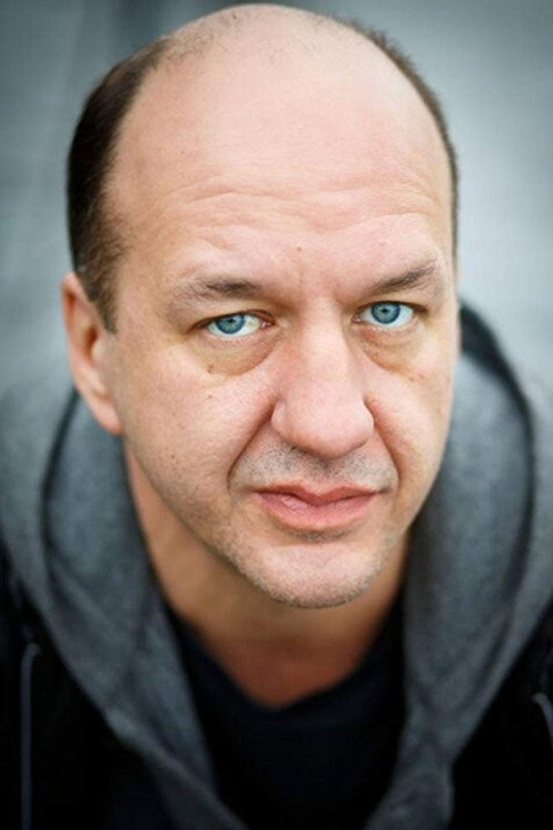 Список и рейтинг фильмов актера Alex Tondowski на CUB