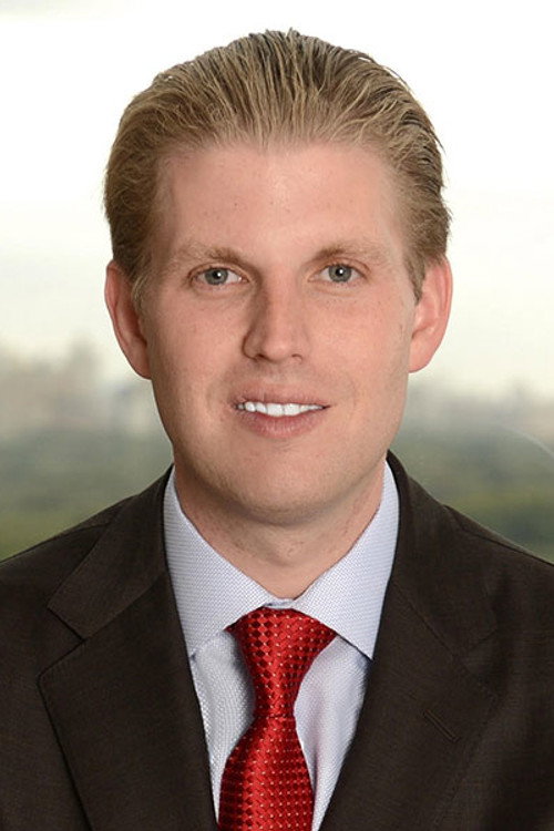 Список и рейтинг фильмов актера Eric Trump на CUB