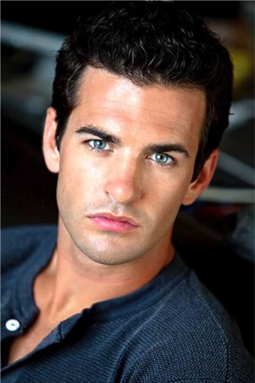 Список и рейтинг фильмов актера Derek North на CUB