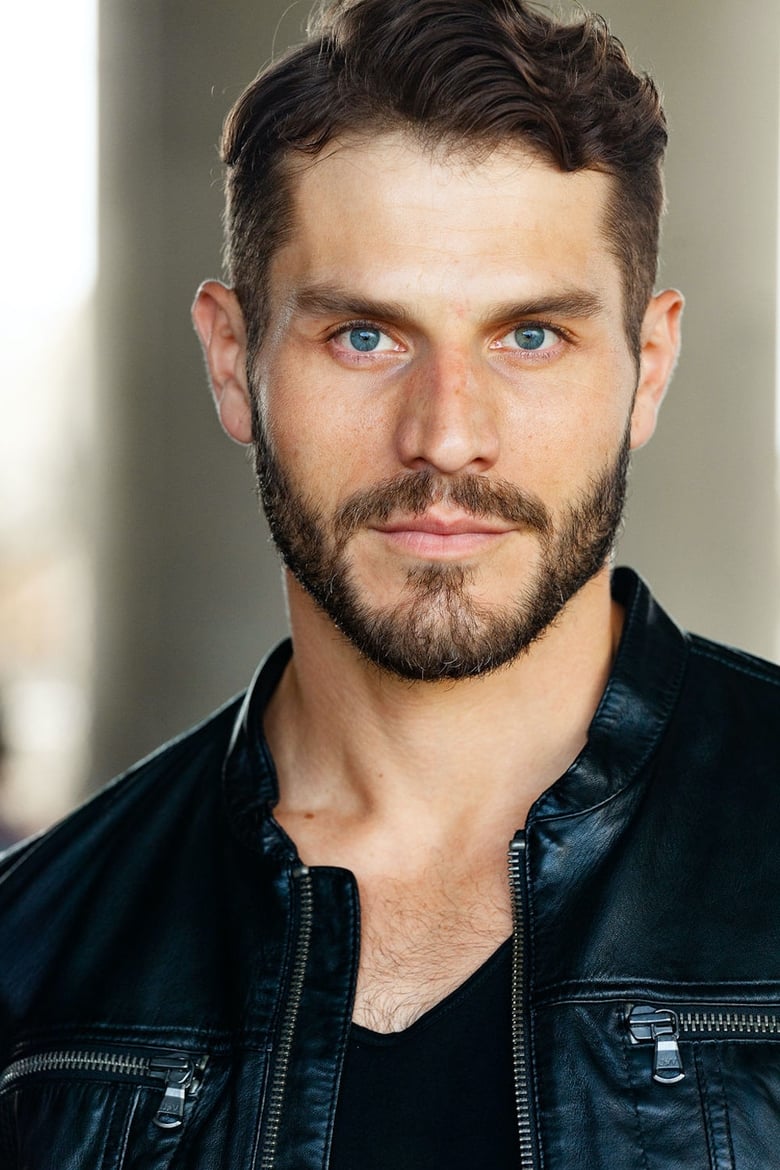 Список и рейтинг фильмов актера Lou Ferrigno Jr. на CUB