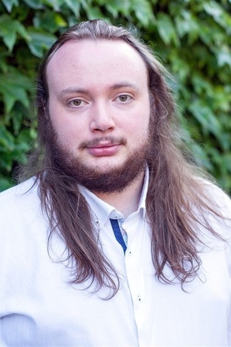 Список и рейтинг фильмов актера Tom Pezier на CUB