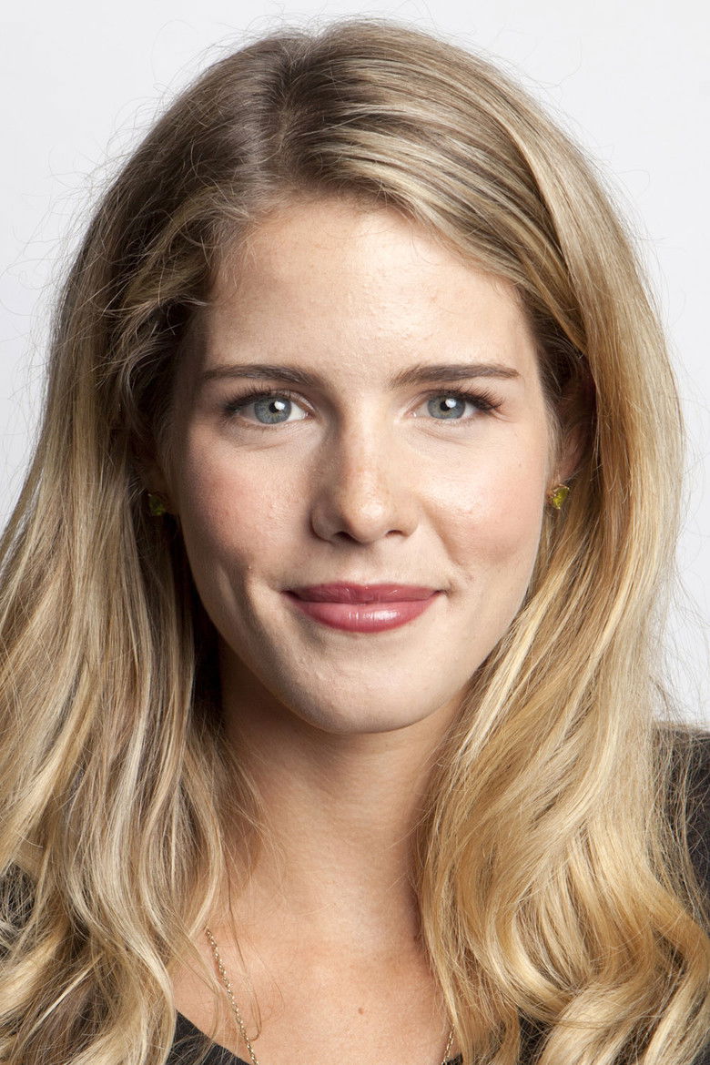 Список и рейтинг фильмов актера Emily Bett Rickards на CUB